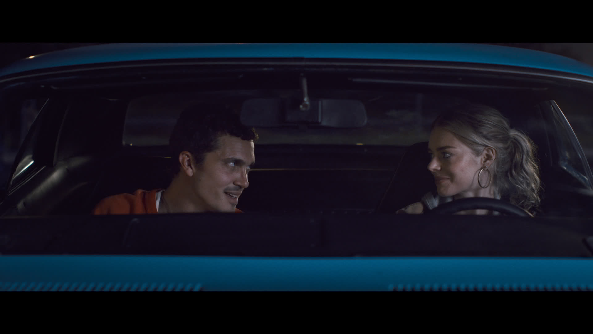 Filmkritik: "Eenie Meanie" - Rasanter Action-Heist mit Samara Weaving ...