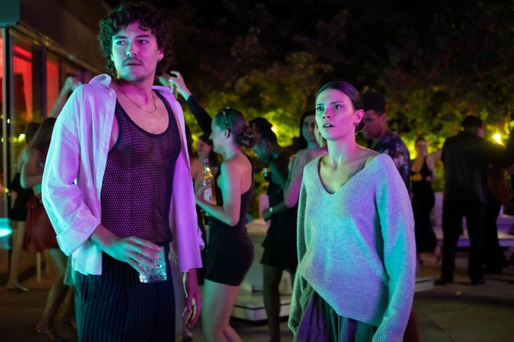 Maxton Hall – Die Welt zwischen uns: Staffel 2 (2025) - KINOFANS.COM