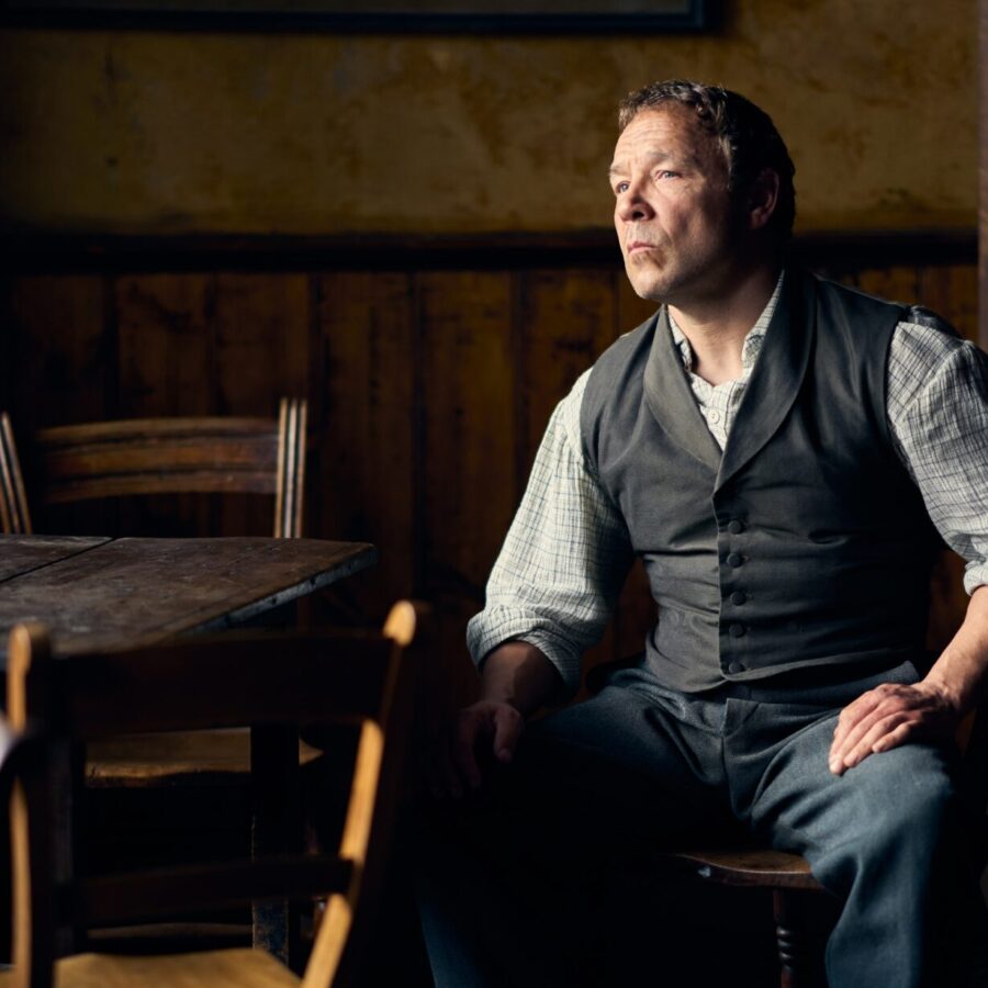 Elevation – Monster jagen Menschen (Filmkritik) - KINOFANS.com