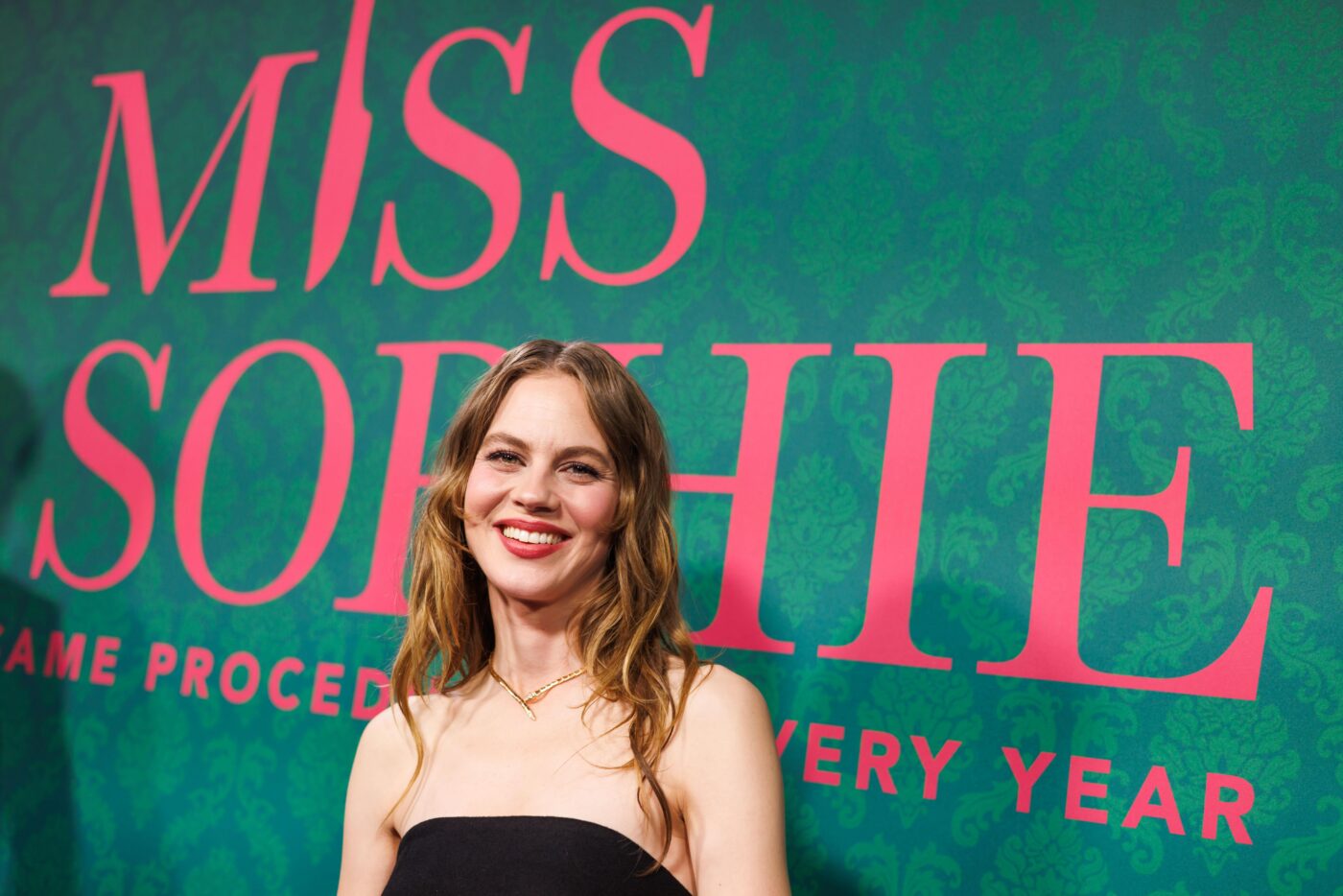 MISS SOPHIE – SAME PROCEDURE AS EVERY YEAR | Prime Video feiert Special ...