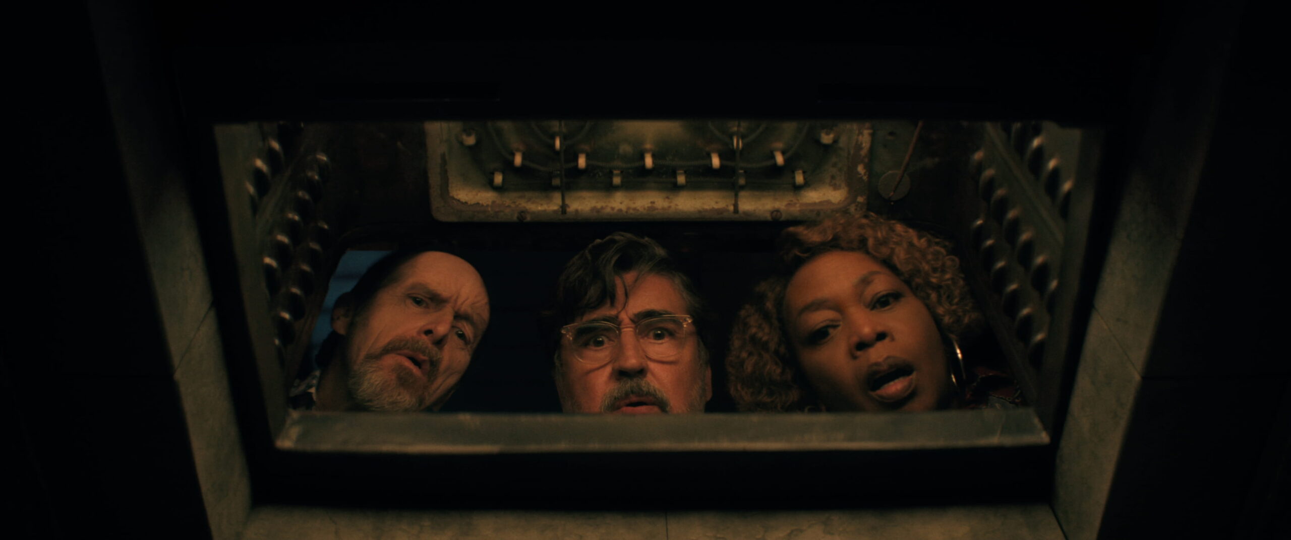 The Boroughs Serienkritik: Wenn Die Goonies in Rente gehen - KINOFANS.com